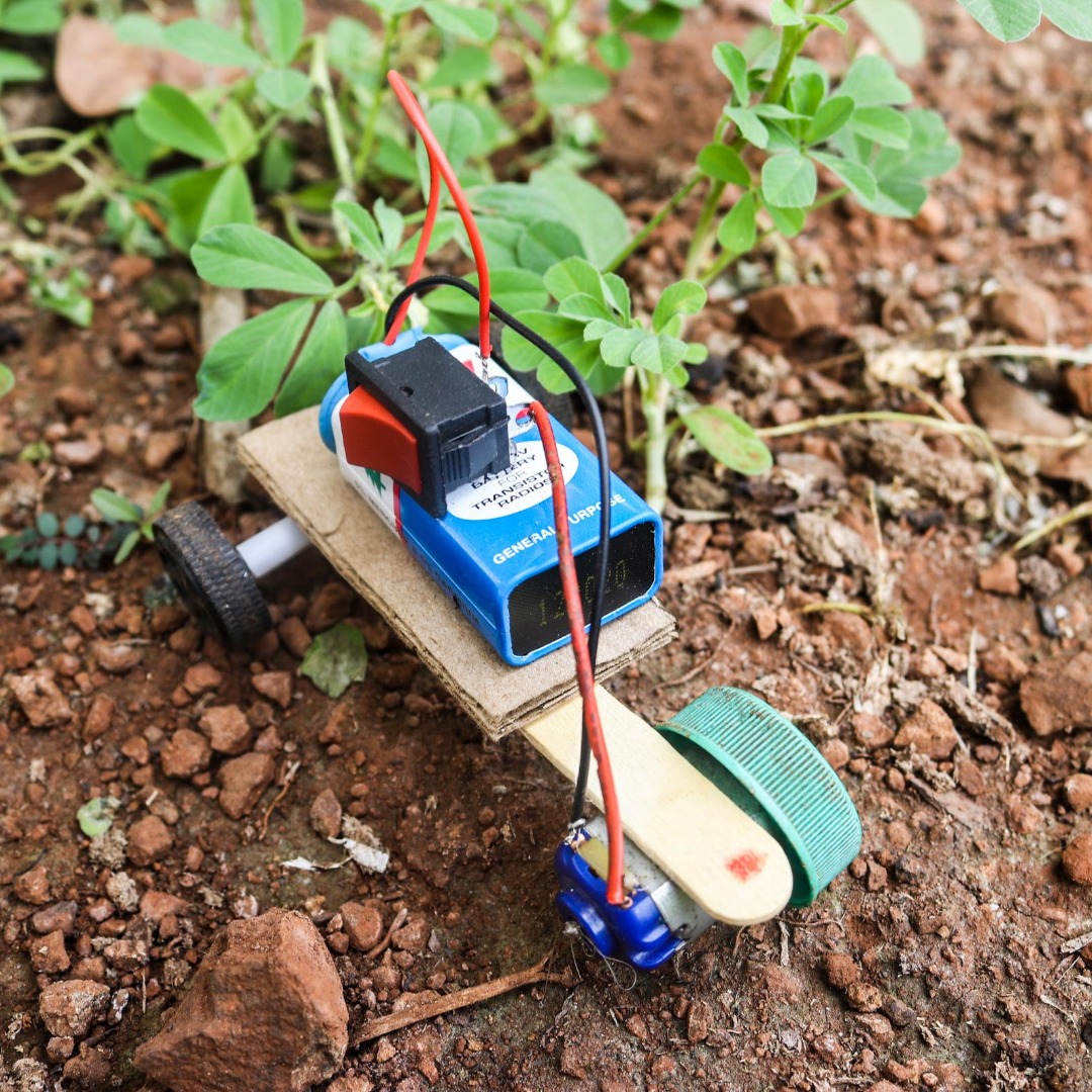 Science From Trash – Insight Walk